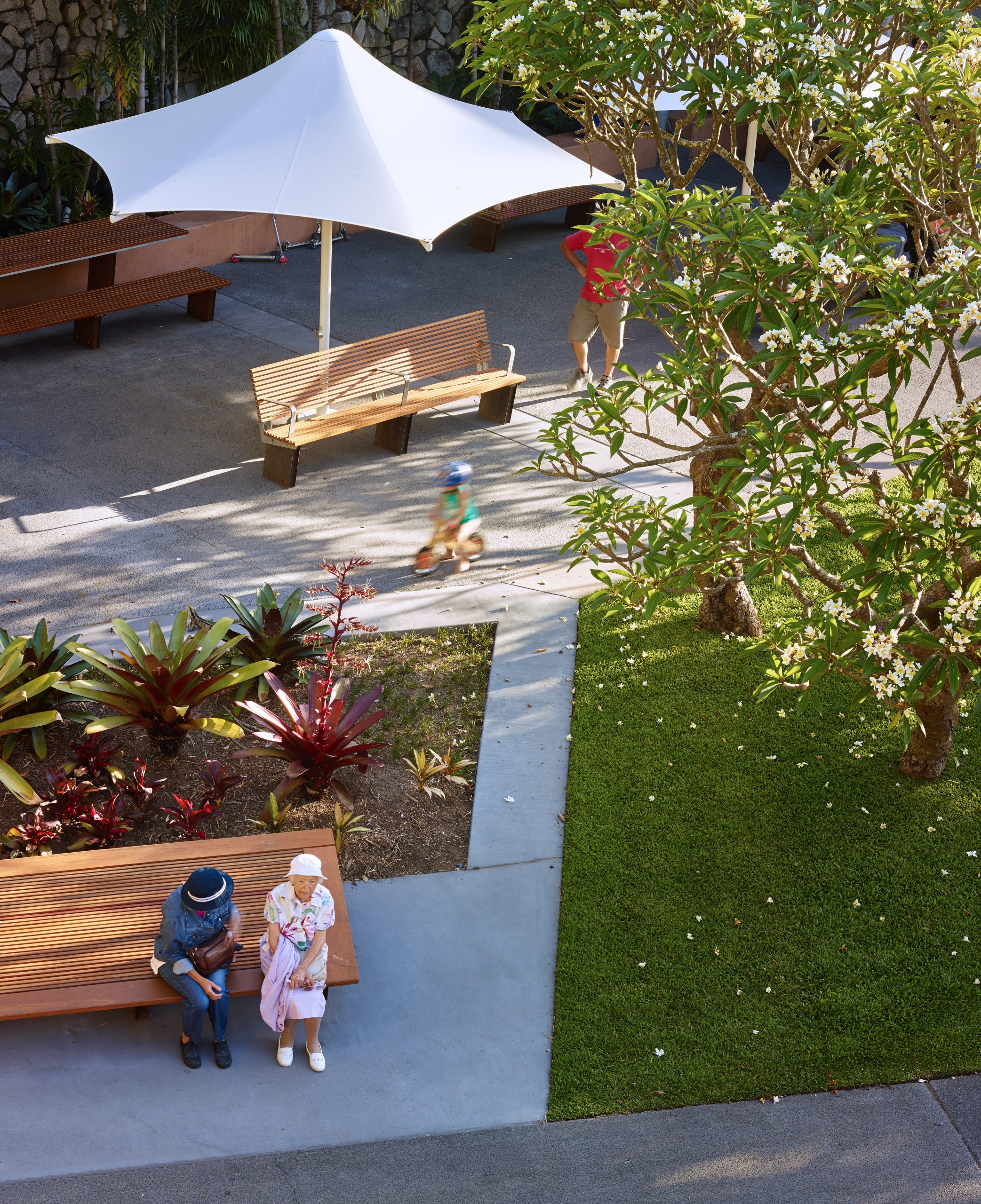 Roma Street Parklands Refurb by O2 Landscape Architecture - STREET SUPPLY